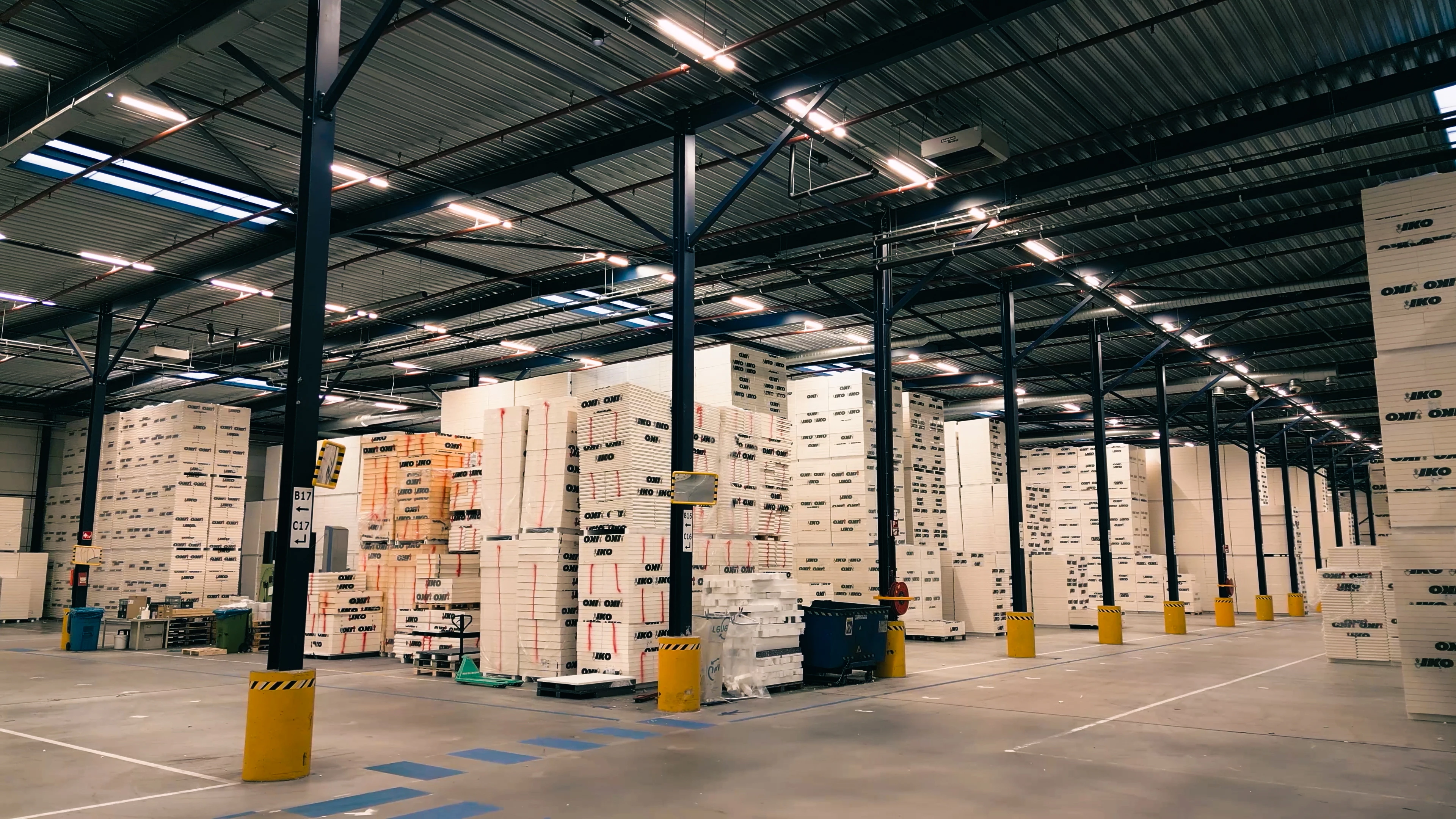 Smart LED Linear Lighting | Veko Lightsystems International