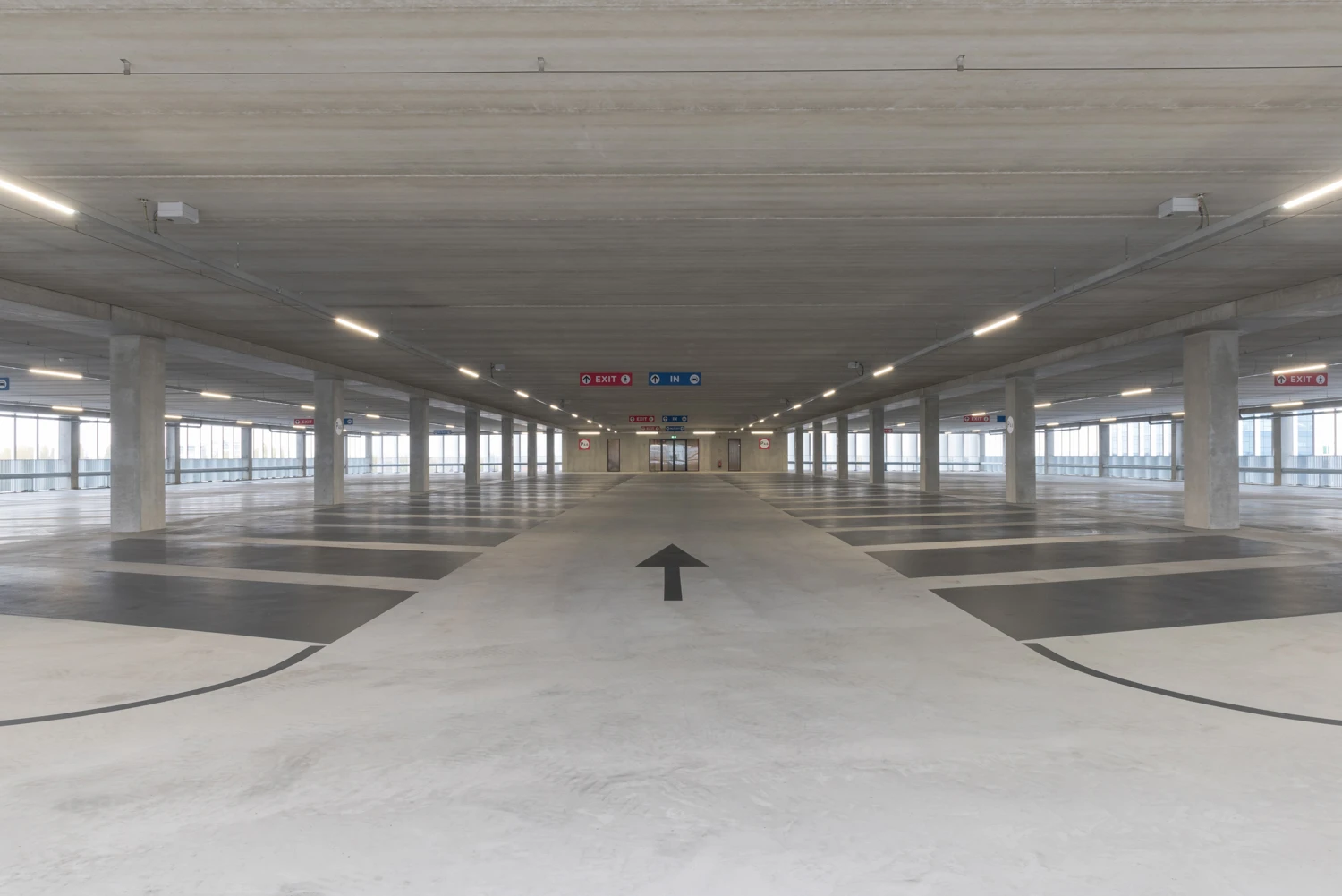 RAI P4 | Parking garage lighting | Richard | Parking garage