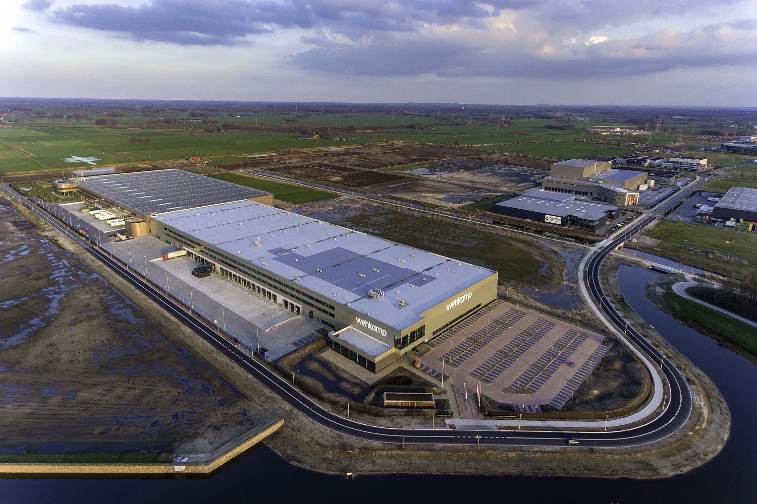 Wehkamp | Distribution centre lighting | Magnus | Distribution centre