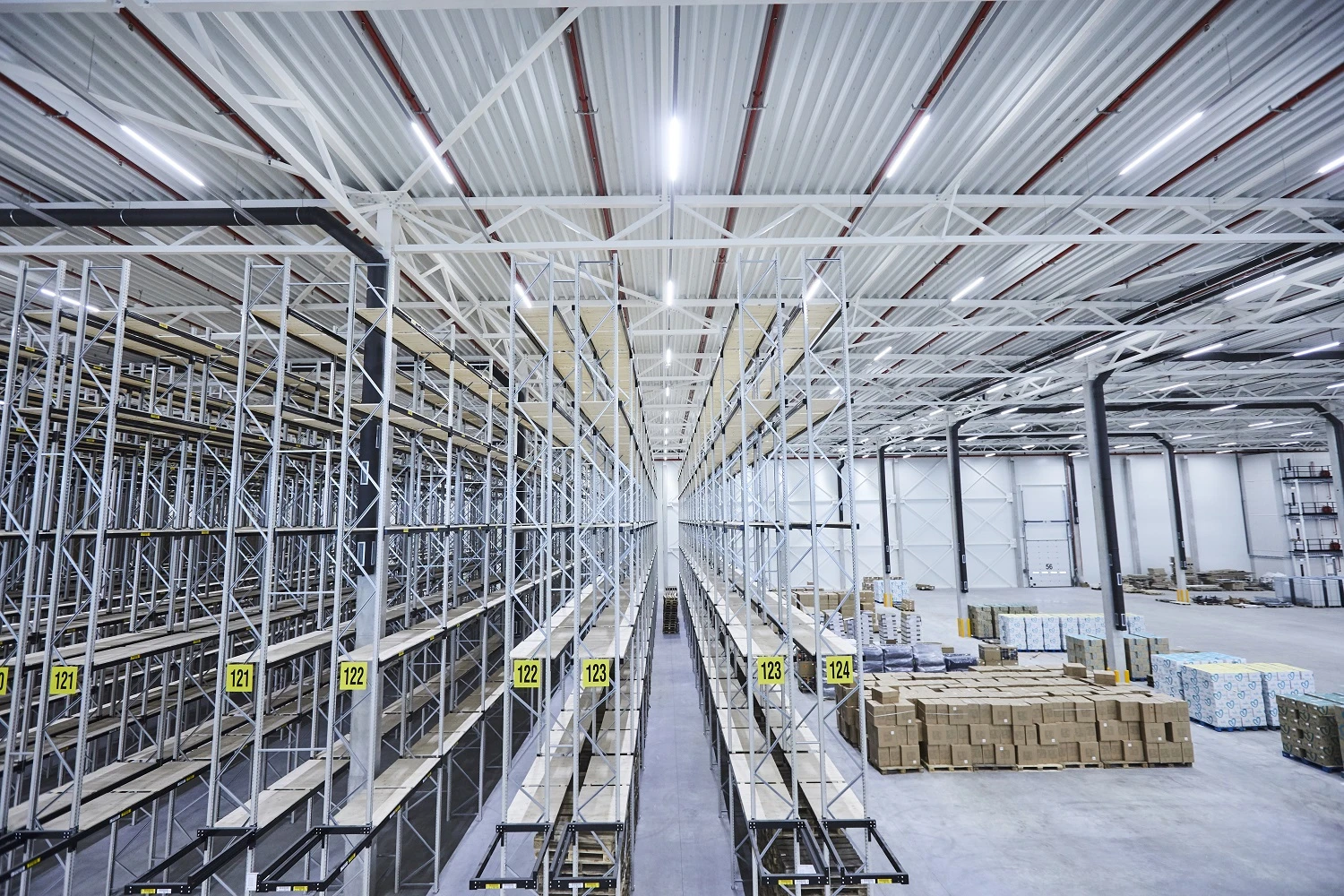 Wehkamp | Distribution centre lighting | Magnus | Distribution centre